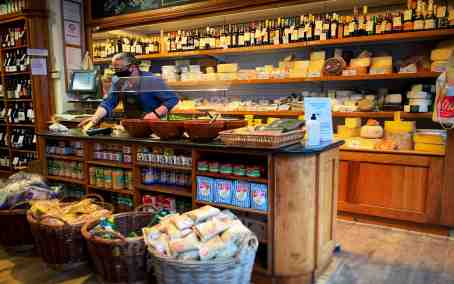 ultracomida delicatessen in Aberystwyth
